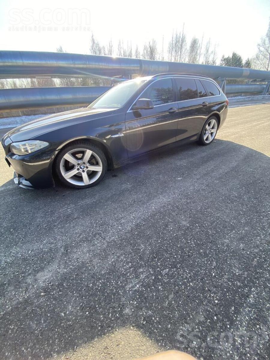 Grey BMW 520 2012 in Riga, with an engine capacity of 2.00 L and mileage of 340 thousand km for 6660 €, photo 5 on AUTOMOTO.COM.LV