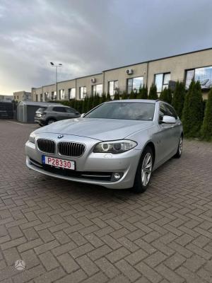 Grey BMW 520 2012 in Kaunas, with an engine capacity of 2.00 L and mileage of 401 thousand km for 5900 €, photo  on AUTOMOTO.COM.LV