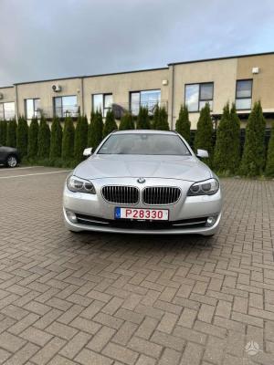 Grey BMW 520 2012 in Kaunas, with an engine capacity of 2.00 L and mileage of 401 thousand km for 5900 €, photo 3 on AUTOMOTO.COM.LV