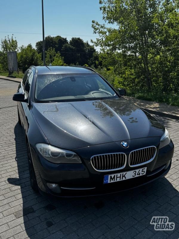 Grey BMW 520 2012 in Anyksciai, with an engine capacity of 2.00 L and mileage of 282 thousand km for 8500 €, photo 2 on AUTOMOTO.COM.LV