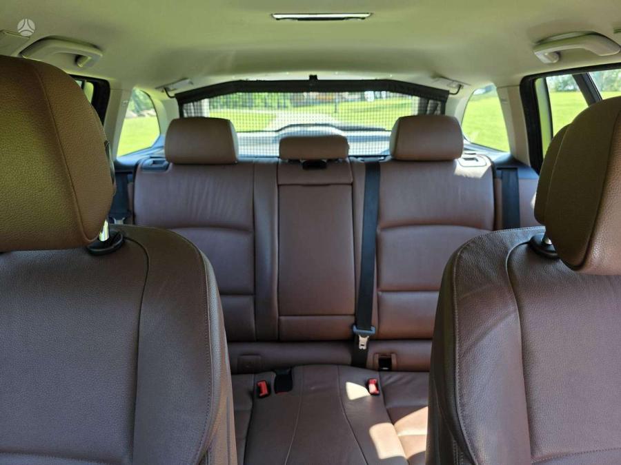 Pelēks BMW 520 2012 Telšiai, ar dzinēja tilpumu 2.00 L un nobraukumu 290 tūkst. km par 7200 €, foto 32 vietnē AUTOMOTO.COM.LV