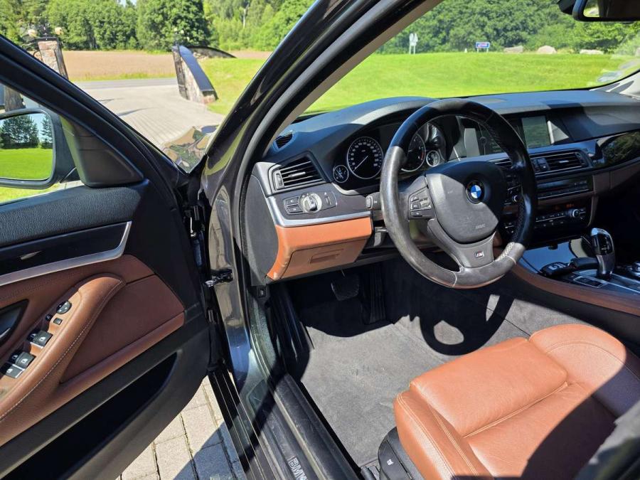 Pelēks BMW 520 2012 Telšiai, ar dzinēja tilpumu 2.00 L un nobraukumu 290 tūkst. km par 7200 €, foto 33 vietnē AUTOMOTO.COM.LV