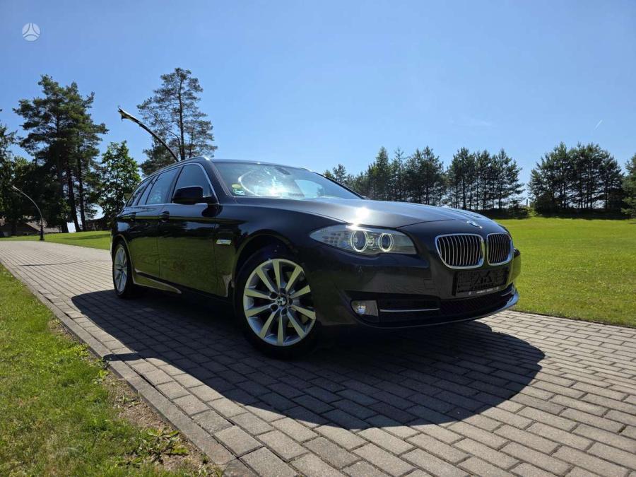 Pelēks BMW 520 2012 Telšiai, ar dzinēja tilpumu 2.00 L un nobraukumu 290 tūkst. km par 7200 €, foto 48 vietnē AUTOMOTO.COM.LV