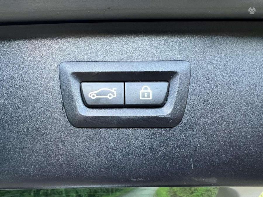 Grey BMW 520 2012 in Kaunas, with an engine capacity of 2.00 L and mileage of 321 thousand km for 8500 €, photo 14 on AUTOMOTO.COM.LV