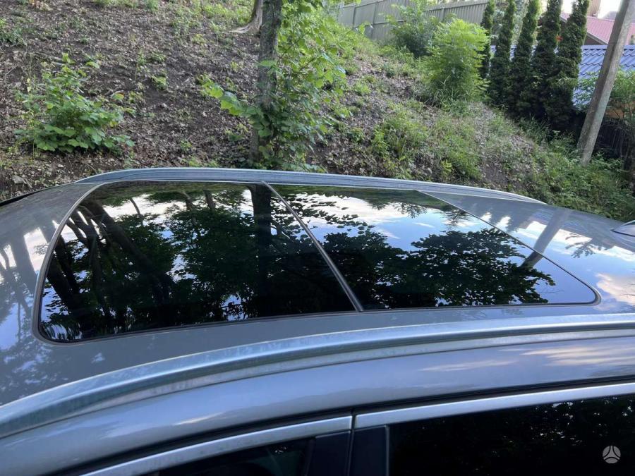 Grey BMW 520 2012 in Kaunas, with an engine capacity of 2.00 L and mileage of 321 thousand km for 8500 €, photo 17 on AUTOMOTO.COM.LV