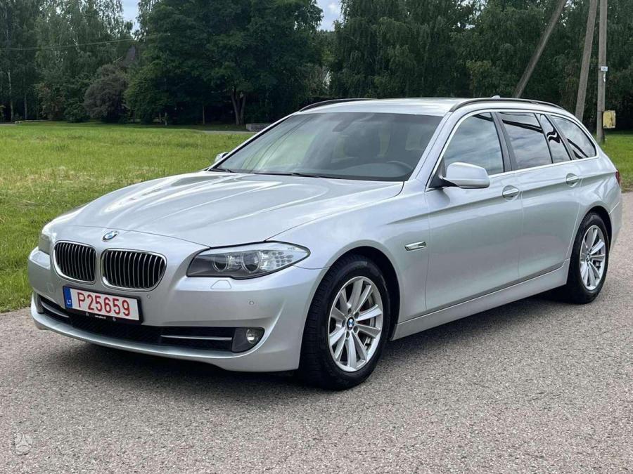 Grey BMW 520 2012 in Jonava, with an engine capacity of 2.00 L and mileage of 341 thousand km for 6900 €, photo 1 on AUTOMOTO.COM.LV