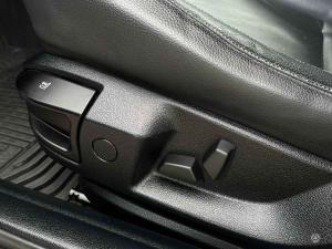 Grey BMW 520 2012 in Jonava, with an engine capacity of 2.00 L and mileage of 341 thousand km for 6900 €, photo 16 on AUTOMOTO.COM.LV