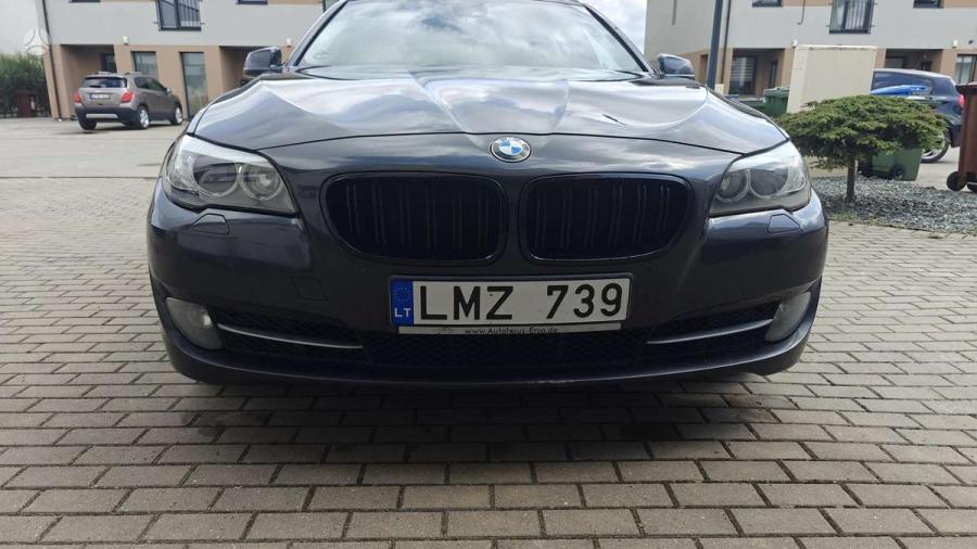 Pelēks BMW 520 2012 Kauņa, ar dzinēja tilpumu 2.00 L un nobraukumu 395 tūkst. km par 7500 €, foto 3 vietnē AUTOMOTO.COM.LV