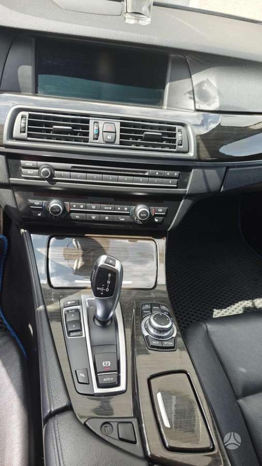 Pelēks BMW 520 2012 Kauņa, ar dzinēja tilpumu 2.00 L un nobraukumu 395 tūkst. km par 7500 €, foto 18 vietnē AUTOMOTO.COM.LV