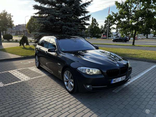Grey BMW 520 2012 in Siauliai, with an engine capacity of 2.00 L and mileage of 340 thousand km for 7900 €, photo 1 on AUTOMOTO.COM.LV