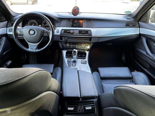 Grey BMW 520 2012 in Siauliai, with an engine capacity of 2.00 L and mileage of 340 thousand km for 7900 €, photo 10 on AUTOMOTO.COM.LV