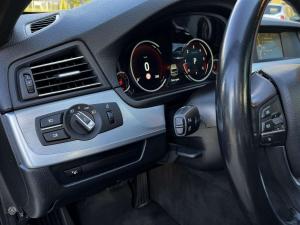 Grey BMW 520 2012 in Siauliai, with an engine capacity of 2.00 L and mileage of 340 thousand km for 7900 €, photo 16 on AUTOMOTO.COM.LV