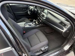 Grey BMW 520 2012 in Radviliskis, with an engine capacity of 2.00 L and mileage of 340 thousand km for 6750 €, photo 10 on AUTOMOTO.COM.LV