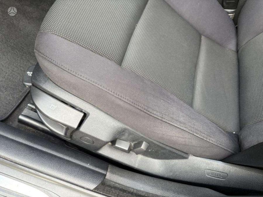 Grey BMW 520 2012 in Radviliskis, with an engine capacity of 2.00 L and mileage of 340 thousand km for 6750 €, photo 16 on AUTOMOTO.COM.LV