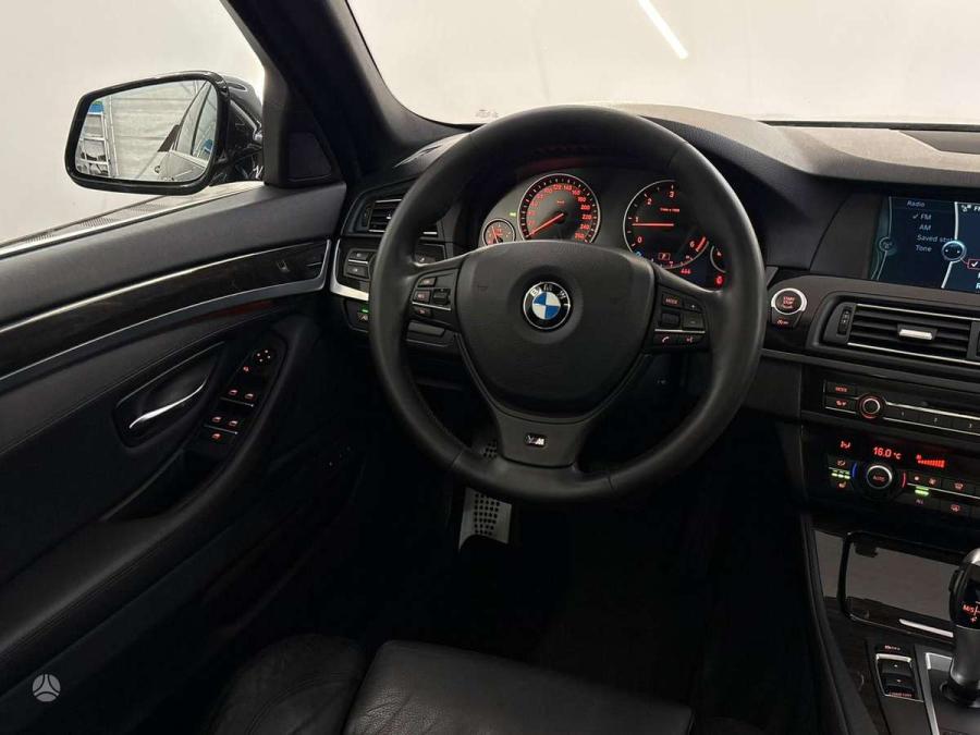 Grey BMW 520 2012 in Marijampole, with an engine capacity of 2.00 L and mileage of 312 thousand km for 9999 €, photo 15 on AUTOMOTO.COM.LV
