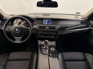 Grey BMW 520 2012 in Marijampole, with an engine capacity of 2.00 L and mileage of 218 thousand km for 8750 €, photo 20 on AUTOMOTO.COM.LV