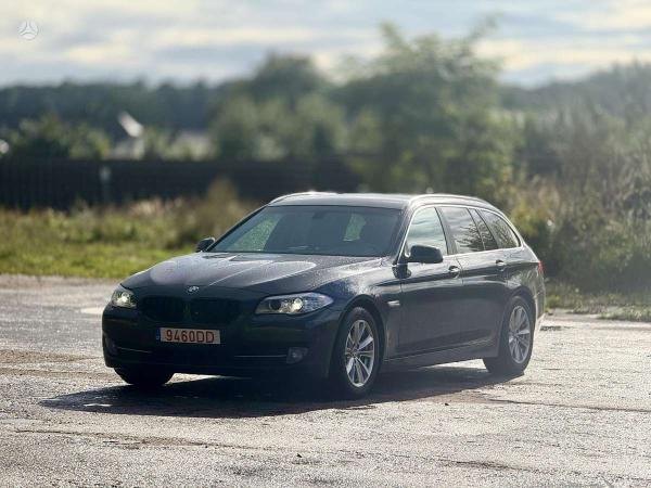 Grey BMW 520 2012 in Kaunas, with an engine capacity of 2.00 L and mileage of 314 thousand km for 8400 €, photo 4 on AUTOMOTO.COM.LV