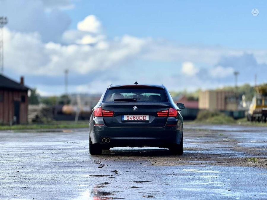 Grey BMW 520 2012 in Kaunas, with an engine capacity of 2.00 L and mileage of 314 thousand km for 8400 €, photo 7 on AUTOMOTO.COM.LV