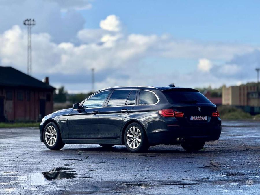 Grey BMW 520 2012 in Kaunas, with an engine capacity of 2.00 L and mileage of 314 thousand km for 8400 €, photo 8 on AUTOMOTO.COM.LV