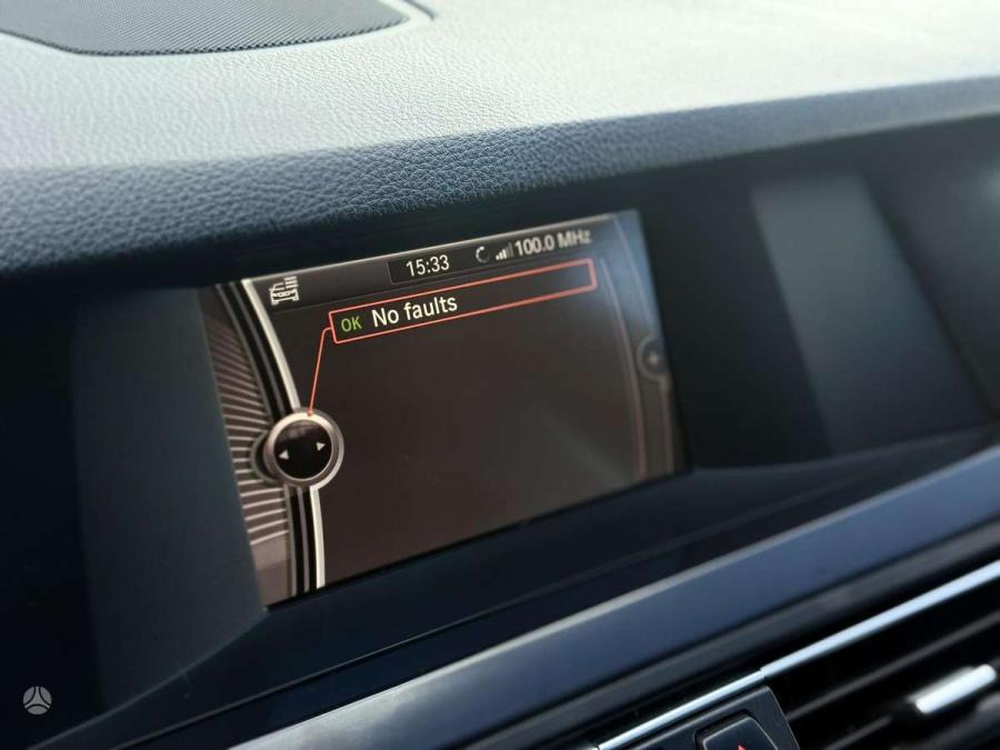 Grey BMW 520 2012 in Kaunas, with an engine capacity of 2.00 L and mileage of 314 thousand km for 8400 €, photo 14 on AUTOMOTO.COM.LV