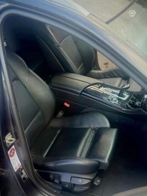 Grey BMW 520 2012 in Kaunas, with an engine capacity of 2.00 L and mileage of 314 thousand km for 8400 €, photo 17 on AUTOMOTO.COM.LV
