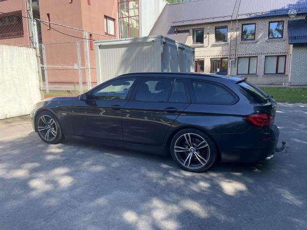 BMW 520 2012 in Sakiai on AUTOMOTO.COM.LV Grey BMW 520 2012 in Sakiai, with an engine capacity of 2.00 L and mileage of 232 thousand km for 8900 €, photo 5 on AUTOMOTO.COM.LV
