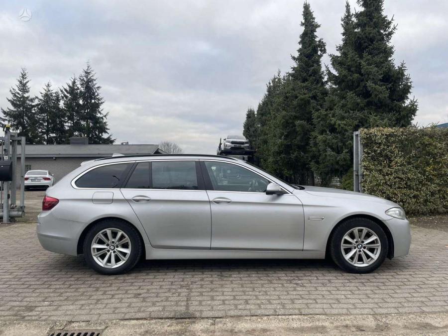 Grey BMW 520 2013 in Marijampole, with an engine capacity of 2.00 L and mileage of 284 thousand km for 5850 €, photo 5 on AUTOMOTO.COM.LV