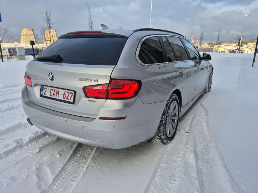 Grey BMW 520 2013 in Vilnius, with an engine capacity of 2.00 L and mileage of 260 thousand km for 7250 €, photo 6 on AUTOMOTO.COM.LV