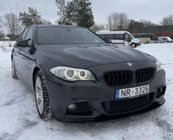 Grey BMW 520 2013 in Valmiera, with an engine capacity of 2.00 L and mileage of 308 thousand km for 12000 €, photo 2 on AUTOMOTO.COM.LV