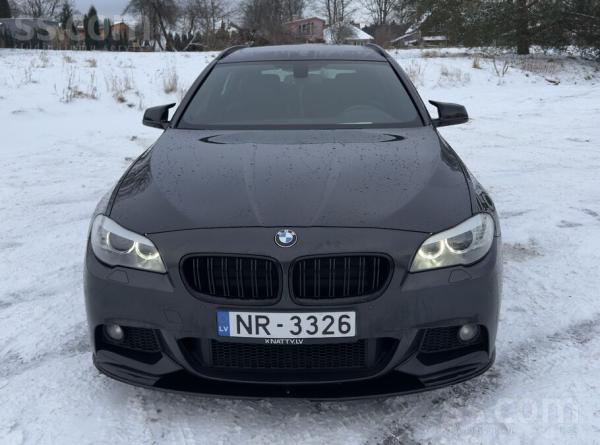 Grey BMW 520 2013 in Valmiera, with an engine capacity of 2.00 L and mileage of 308 thousand km for 12000 €, photo 3 on AUTOMOTO.COM.LV