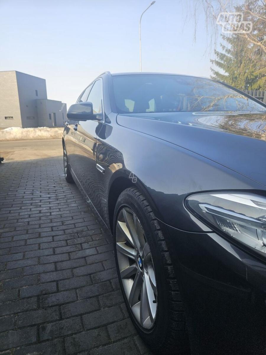 Pelēks BMW 520 2013 Panevēža, ar dzinēja tilpumu 2.00 L un nobraukumu 301 tūkst. km par 11200 €, foto 23 vietnē AUTOMOTO.COM.LV