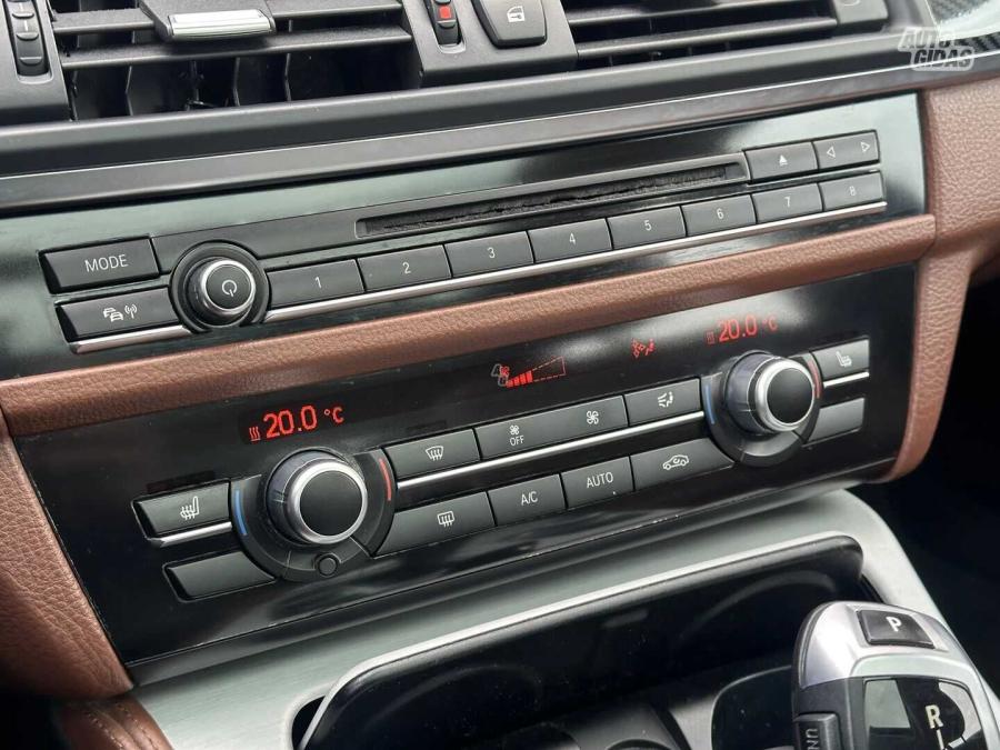 Grey BMW 520 2013 in Vilnius, with an engine capacity of 2.00 L and mileage of 389 thousand km for 8500 €, photo 13 on AUTOMOTO.COM.LV