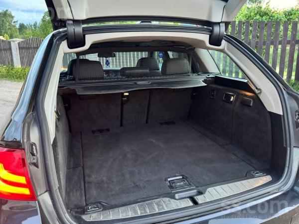Grey BMW 520 2013 in Cesis, with an engine capacity of 2.20 L and mileage of 325 thousand km for 9960 €, photo 7 on AUTOMOTO.COM.LV