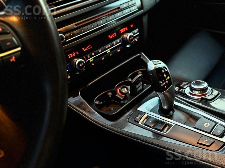 Pelēks BMW 520 2013 Cēsis, ar dzinēja tilpumu 2.20 L un nobraukumu 325 tūkst. km par 9960 €, foto 15 vietnē AUTOMOTO.COM.LV