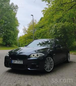 Grey BMW 520 2013 in Riga, with an engine capacity of 2.00 L and mileage of 289 thousand km for 10950 €, photo  on AUTOMOTO.COM.LV