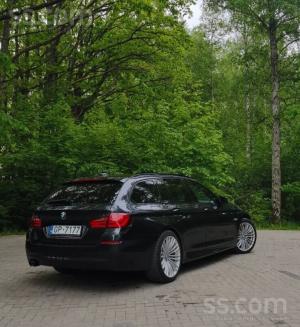 Grey BMW 520 2013 in Riga, with an engine capacity of 2.00 L and mileage of 289 thousand km for 10950 €, photo 3 on AUTOMOTO.COM.LV