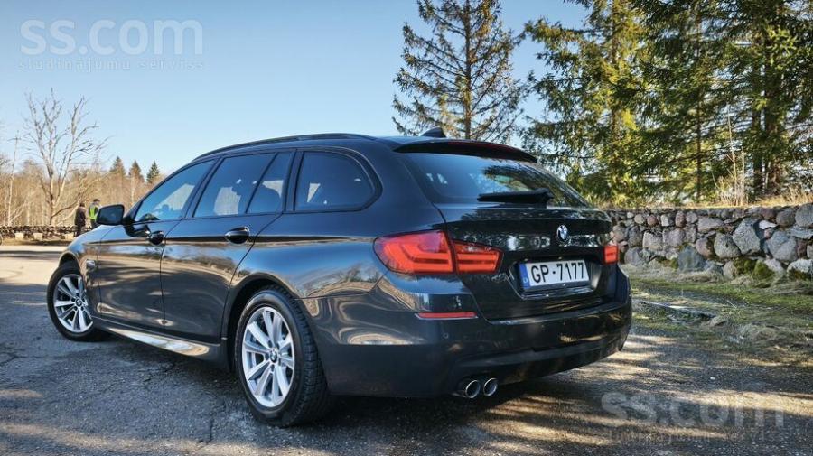 Grey BMW 520 2013 in Riga, with an engine capacity of 2.00 L and mileage of 289 thousand km for 10950 €, photo 4 on AUTOMOTO.COM.LV