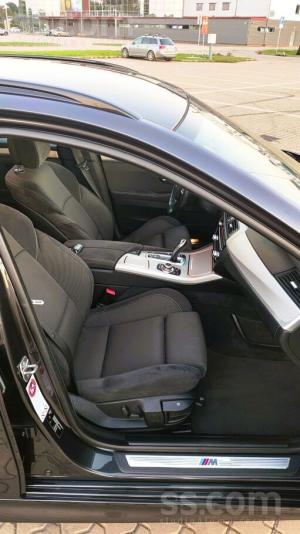 Grey BMW 520 2013 in Riga, with an engine capacity of 2.00 L and mileage of 289 thousand km for 10950 €, photo 13 on AUTOMOTO.COM.LV