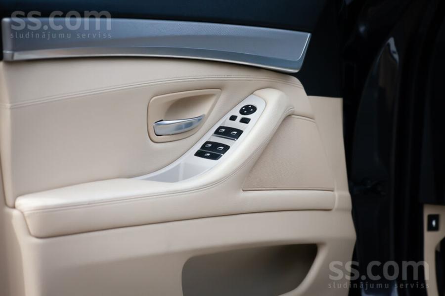 Grey BMW 520 2013 in Tukums, with an engine capacity of 2.00 L and mileage of 216 thousand km for 8590 €, photo 22 on AUTOMOTO.COM.LV