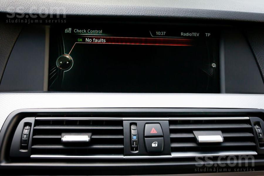 Grey BMW 520 2013 in Tukums, with an engine capacity of 2.00 L and mileage of 216 thousand km for 8590 €, photo 29 on AUTOMOTO.COM.LV