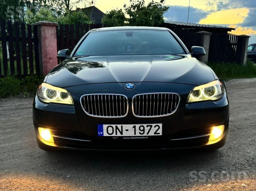 Серый БМВ 520 2013 в Цесис, объемом двигателя 2.00 л и пробегом 325 тыс. км за 9960 €, фото 3 на AUTOMOTO.COM.LV