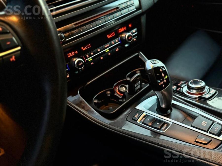 Серый БМВ 520 2013 в Цесис, объемом двигателя 2.00 л и пробегом 325 тыс. км за 9960 €, фото 15 на AUTOMOTO.COM.LV