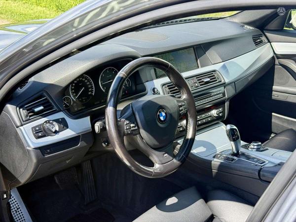 Grey BMW 520 2013 in Vilkaviskis, with an engine capacity of 2.00 L and mileage of 245 thousand km for 10200 €, photo 10 on AUTOMOTO.COM.LV