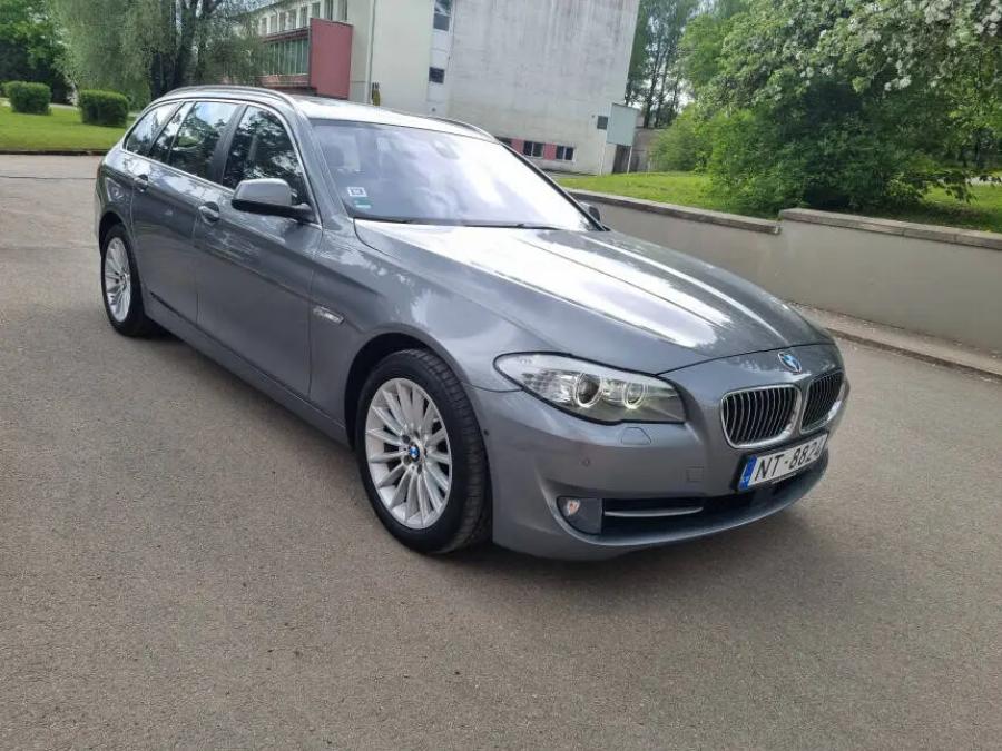 Серый БМВ 520 2013 в Екабпилс, объемом двигателя 2.00 л и пробегом 259 тыс. км за 10750 €, фото 4 на AUTOMOTO.COM.LV