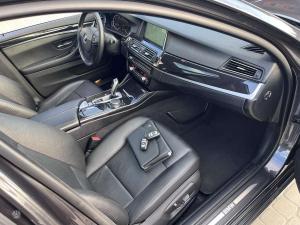 Grey BMW 520 2013 in Kaunas, with an engine capacity of 2.00 L and mileage of 288 thousand km for 8200 €, photo 10 on AUTOMOTO.COM.LV