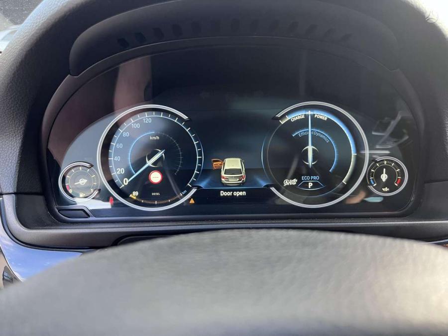 Grey BMW 520 2013 in Kaunas, with an engine capacity of 2.00 L and mileage of 288 thousand km for 8200 €, photo 16 on AUTOMOTO.COM.LV