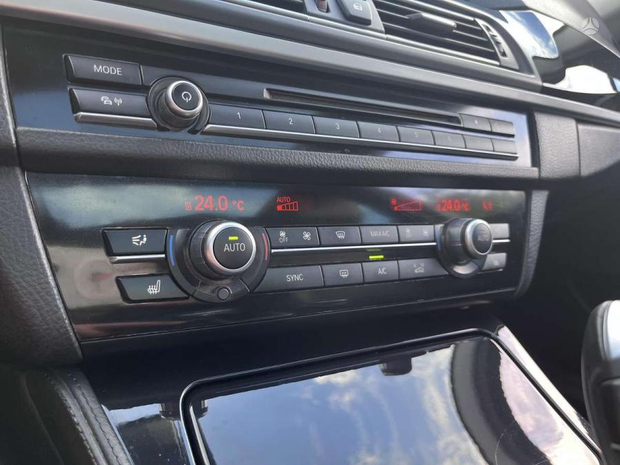 Grey BMW 520 2013 in Kaunas, with an engine capacity of 2.00 L and mileage of 288 thousand km for 8200 €, photo 17 on AUTOMOTO.COM.LV
