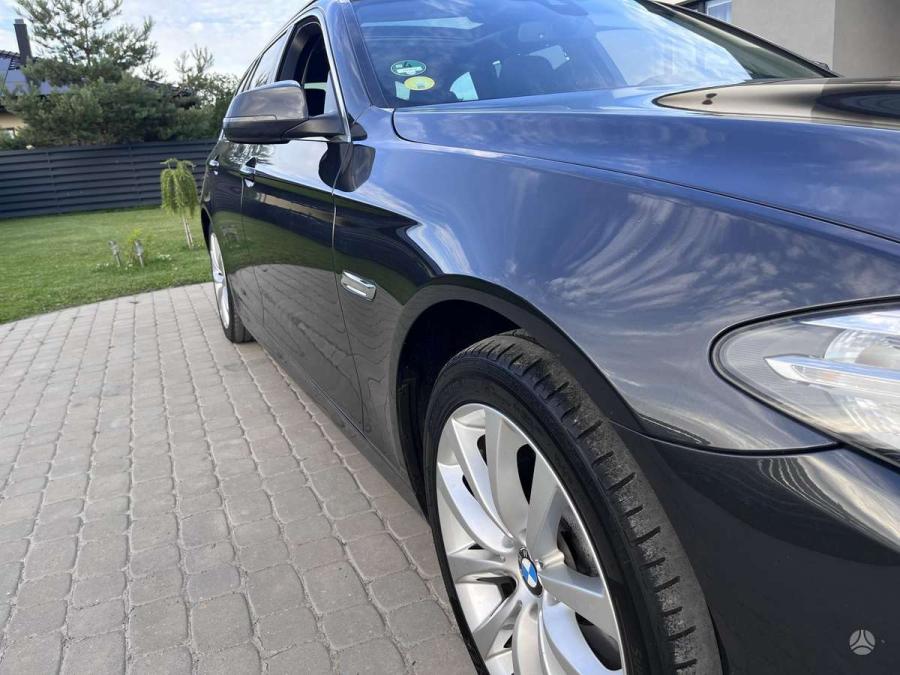 Grey BMW 520 2013 in Kaunas, with an engine capacity of 2.00 L and mileage of 288 thousand km for 8200 €, photo 23 on AUTOMOTO.COM.LV