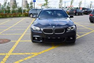 Grey BMW 520 2013 in Vilnius, with an engine capacity of 2.00 L and mileage of 312 thousand km for 10500 €, photo 3 on AUTOMOTO.COM.LV