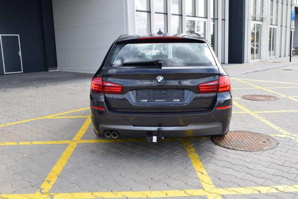 Grey BMW 520 2013 in Vilnius, with an engine capacity of 2.00 L and mileage of 312 thousand km for 10500 €, photo 6 on AUTOMOTO.COM.LV